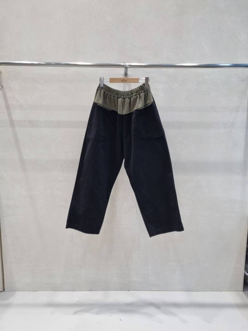 Replay 冬季新款 ️刷毛併色雙袋扯布褲R6 W26-40'HIP46'L38' - BLOOMKOREA FASHION