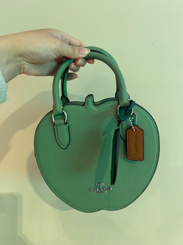 Coach fruit shaped bag - 陳記美加代購