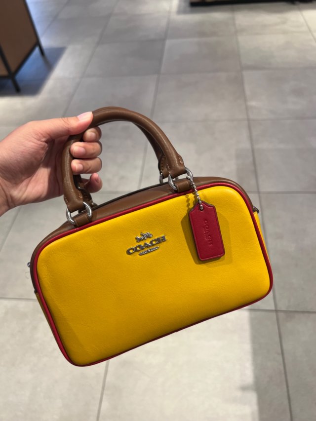 Coach yellow/brown box with handle xbody - 陳記美加代購