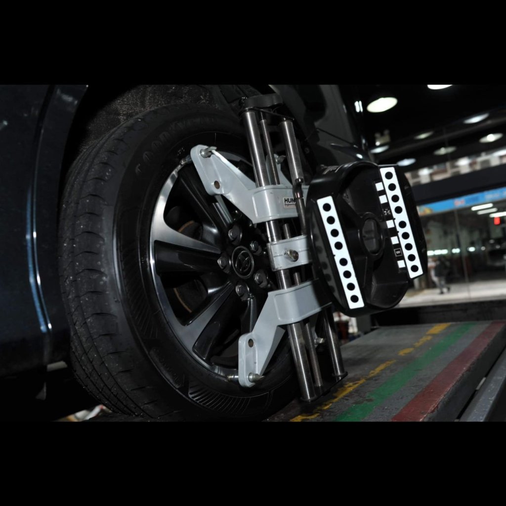 HUNTER HAWKEYE Professional Wheel Alignment 電腦度軚尺 - Loong Wah Motors ...